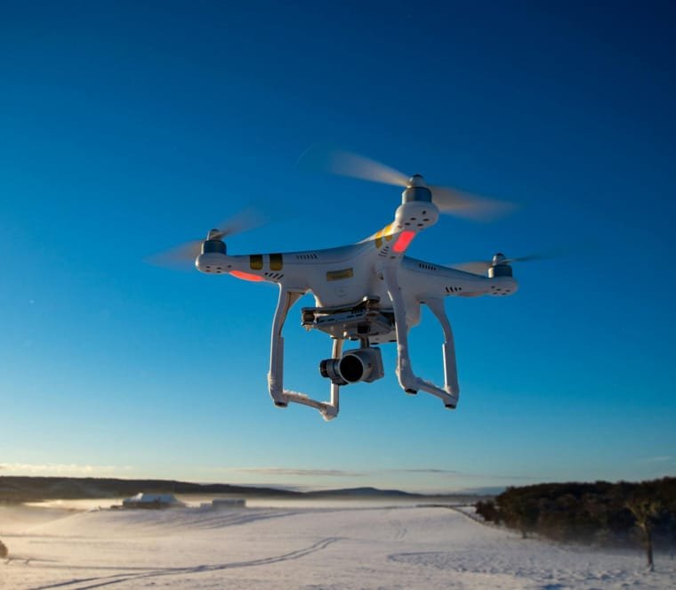 Dronų paslaugos asmeniniams ir verslo poreikiams - Navi Sky